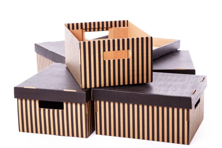 Beneficios de las cajas de cartón personalizadas para tu negocio - embba